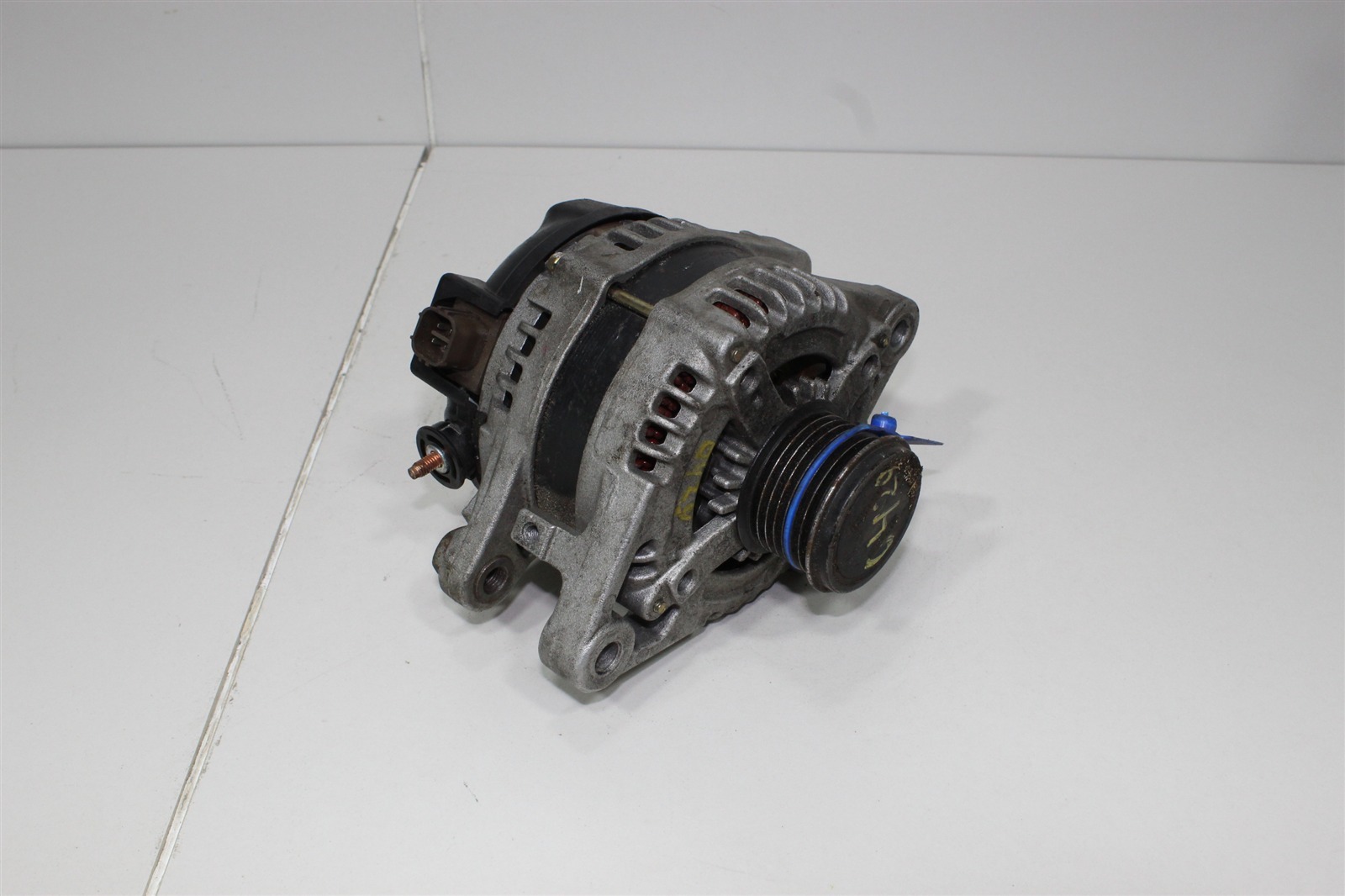 Toyota 27060-0P141 Генератор