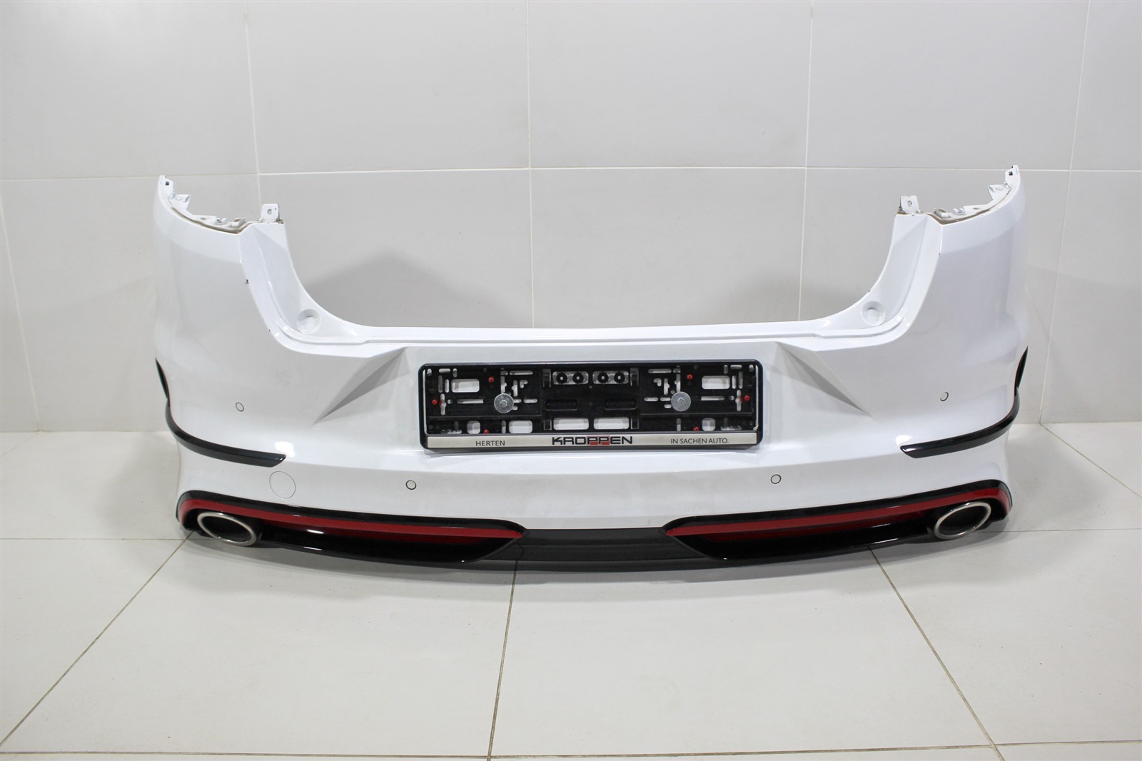Hyundai-Kia 86610-J7720 Бампер задний